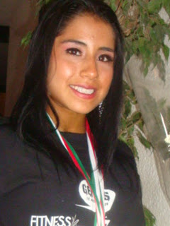 somoselespectador: ITZEL MARQUEZ Y LORENA ARZATE DOS PLANETAS