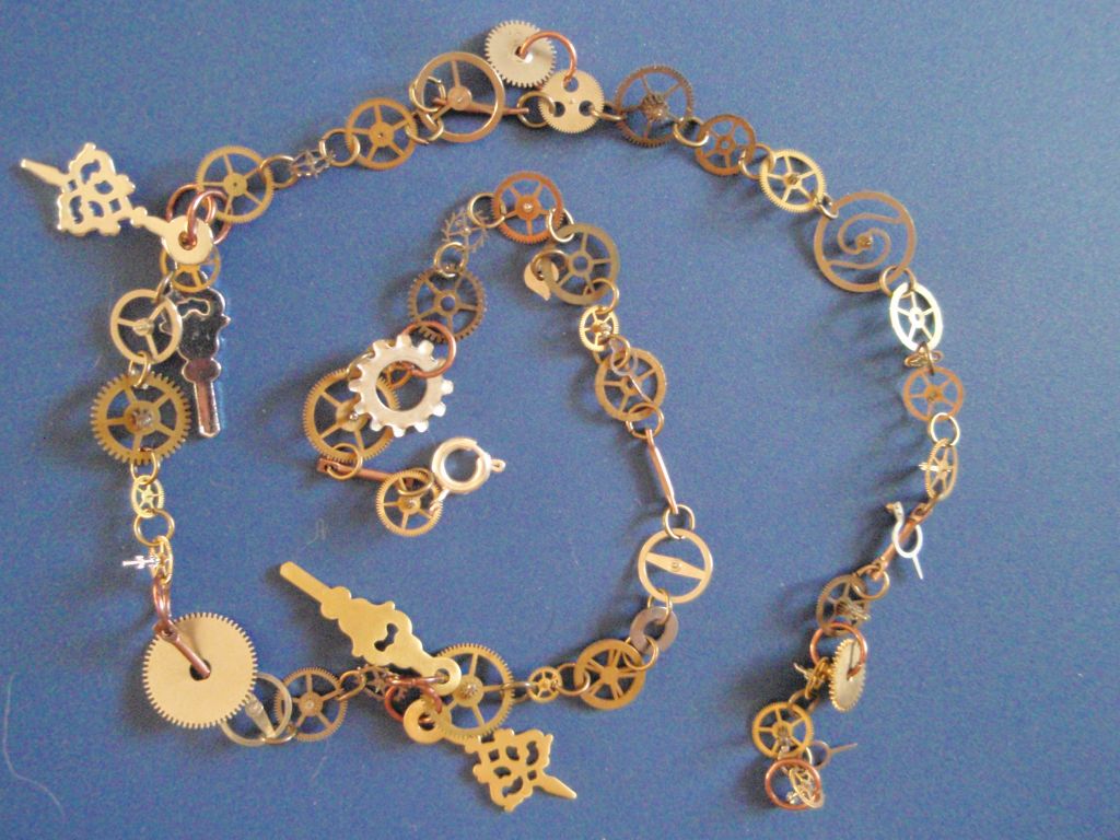 Sun Sparkle Designs: gear chain
