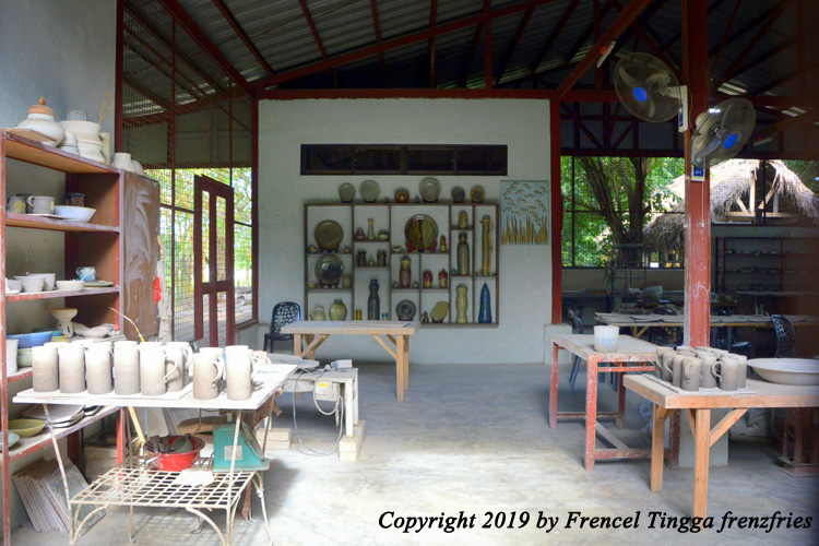 Frenz Fries: Ugu Bigyan Pottery Garden and Restaurant and Hele Bed and ...