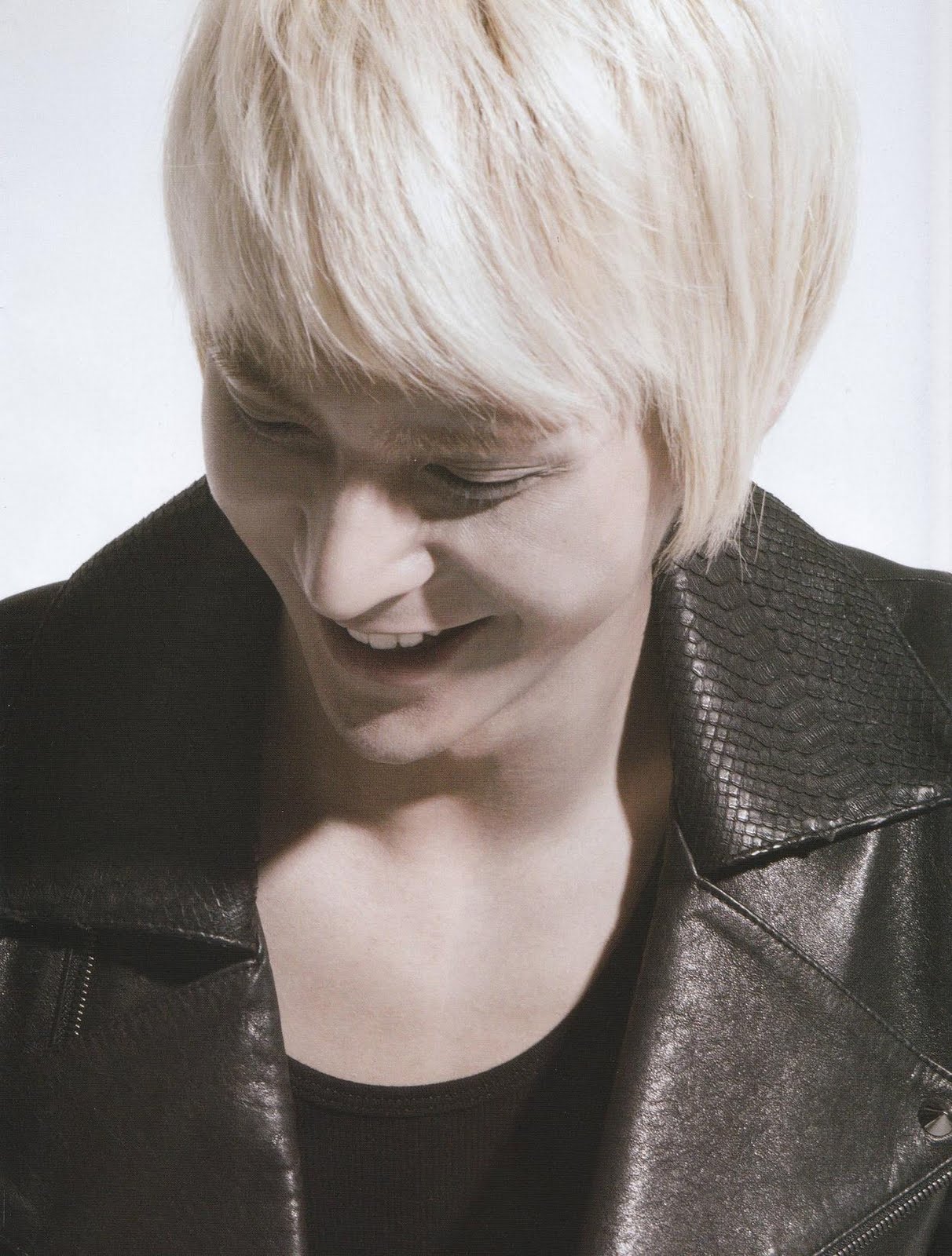 BEAST \ B2ST UPDATES: BEAST \ B2ST - KPOP BOYS JAPANESE MAGAZINE