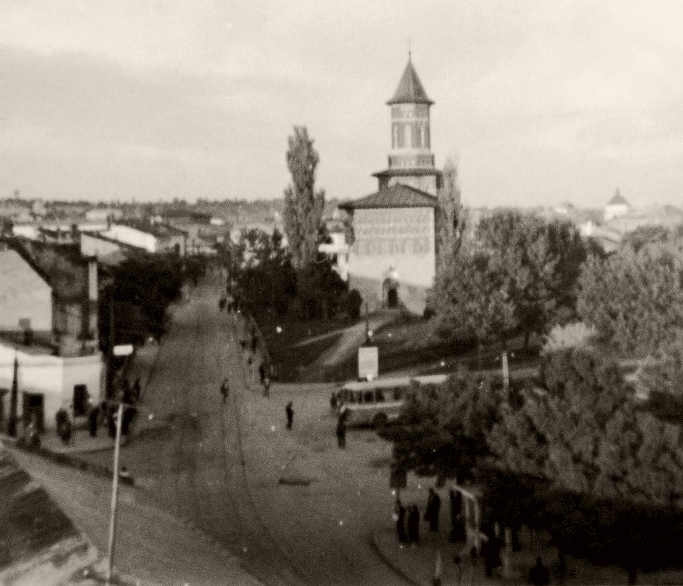 Turist în Orașul Iași (Iassy/Jassy): Strada Anastasie Panu