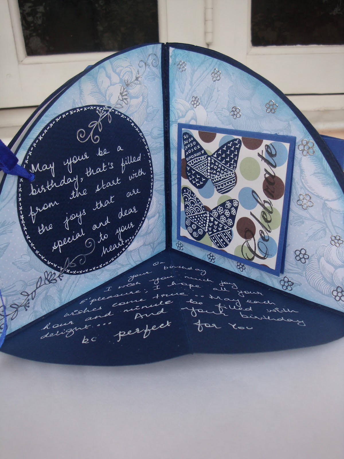 Something Sassy: circle flip book-take 2