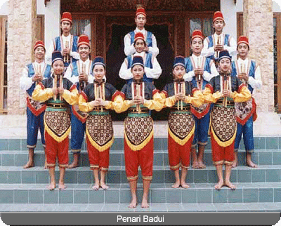 SEJARAH INDONESIA: TARI BADUI