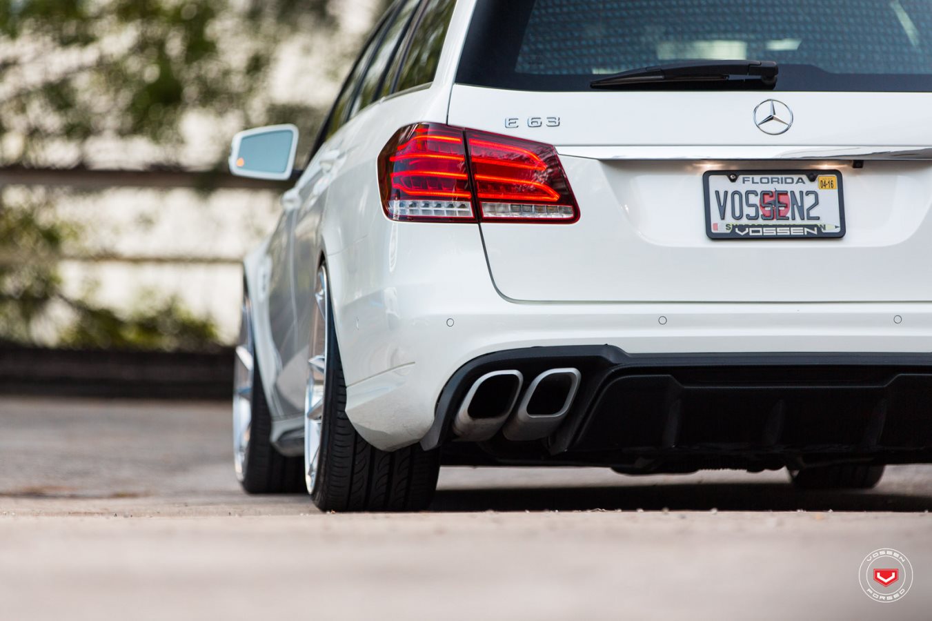 Mercedes-Benz S212 E63 AMG on VPS-301 Vossen Wheels | BENZTUNING
