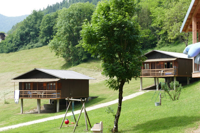 Villaggio Val Molini, bungalow con piscina in Valle di Ledro - Trentino ...