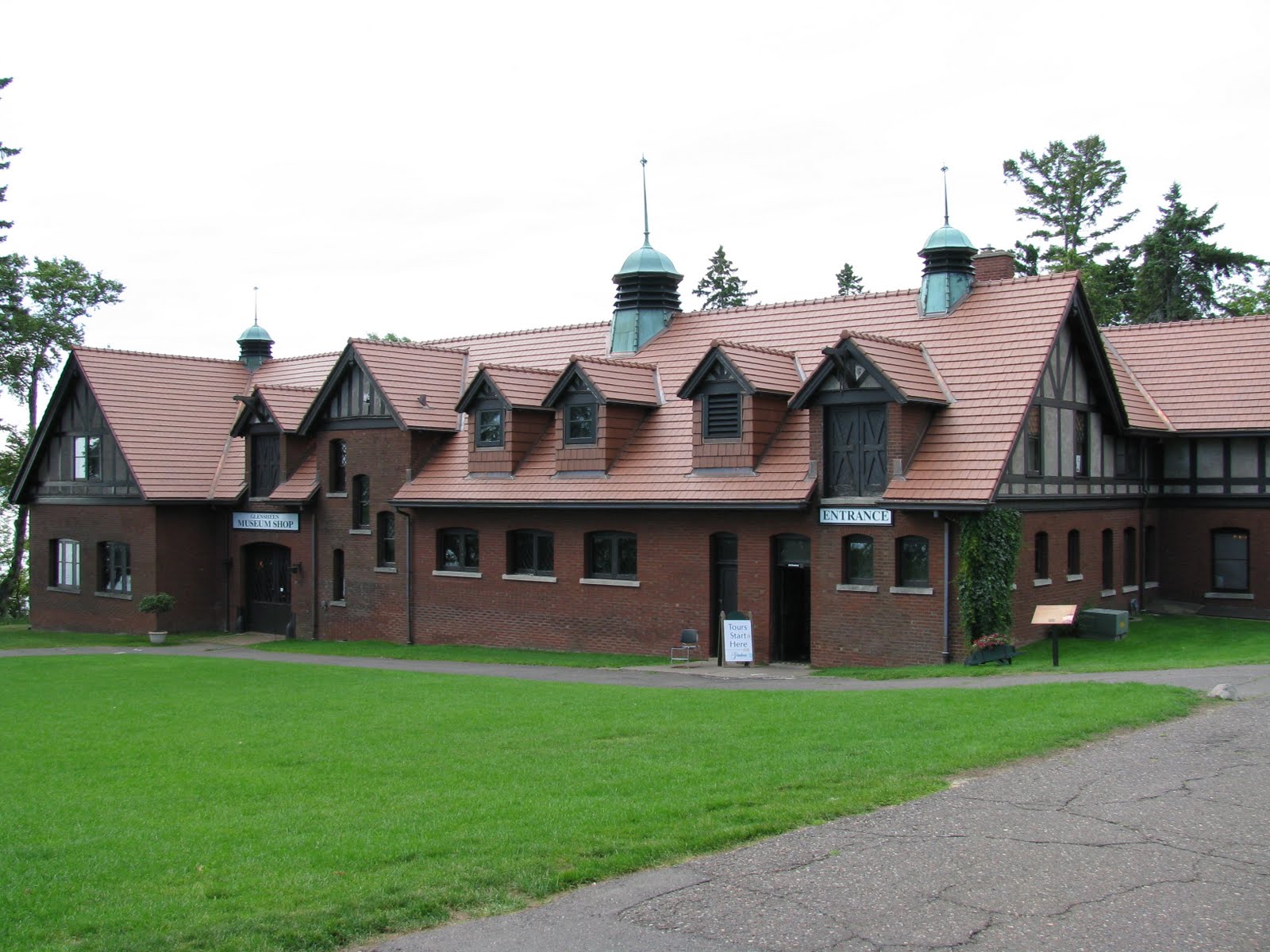 Glensheen Mansion