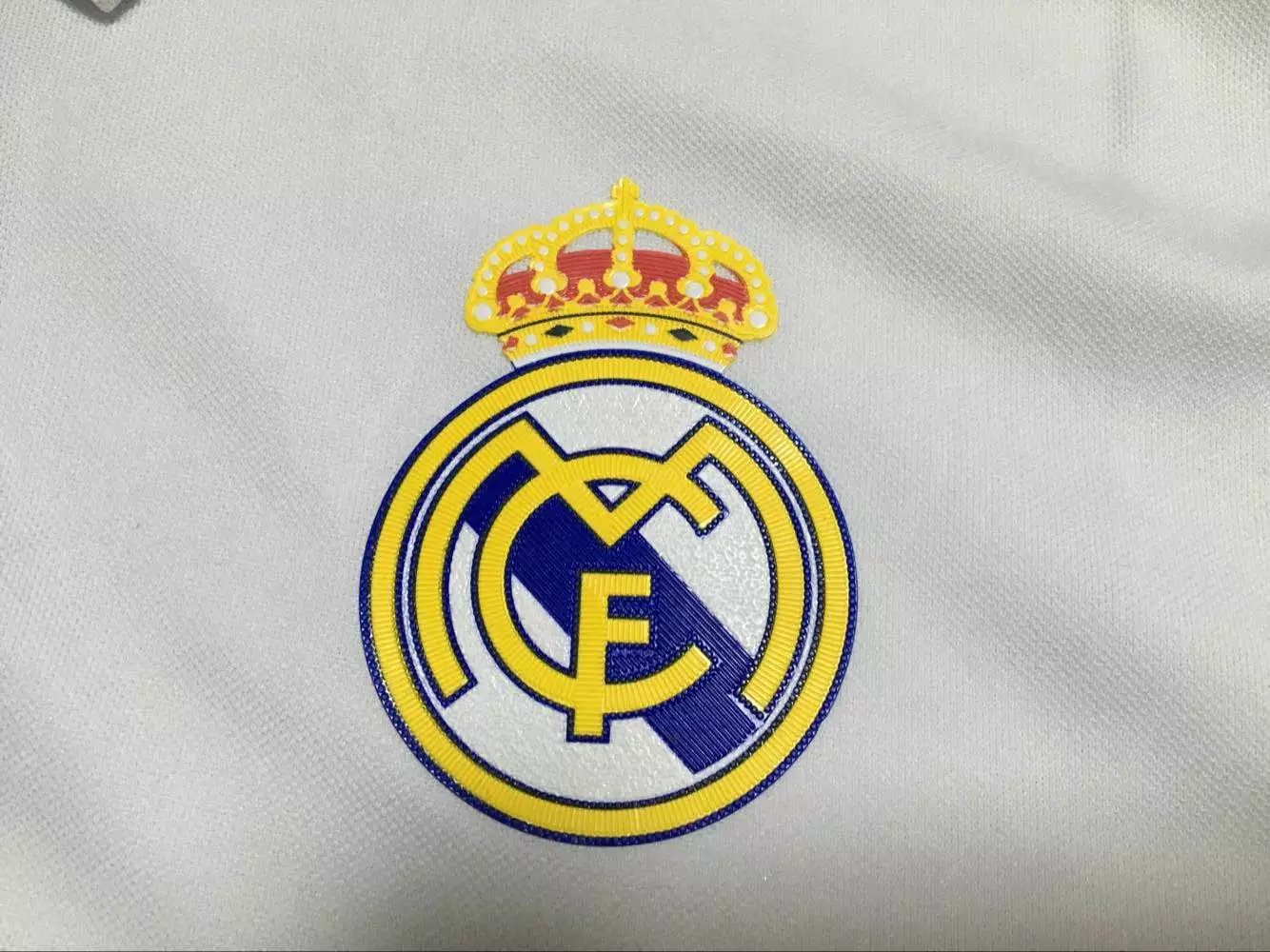 Soccer Jersey and Jersey Font: Real Madrid CF Original Font 2016-17 (Home)