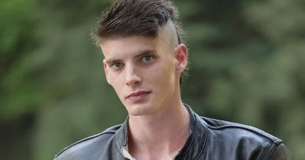 East Boy หนุ่มหล่อจากเกาะอังกฤษ โดนจับชักว่าวสุดเสียว - หนังโป๊ หนังเกย ...