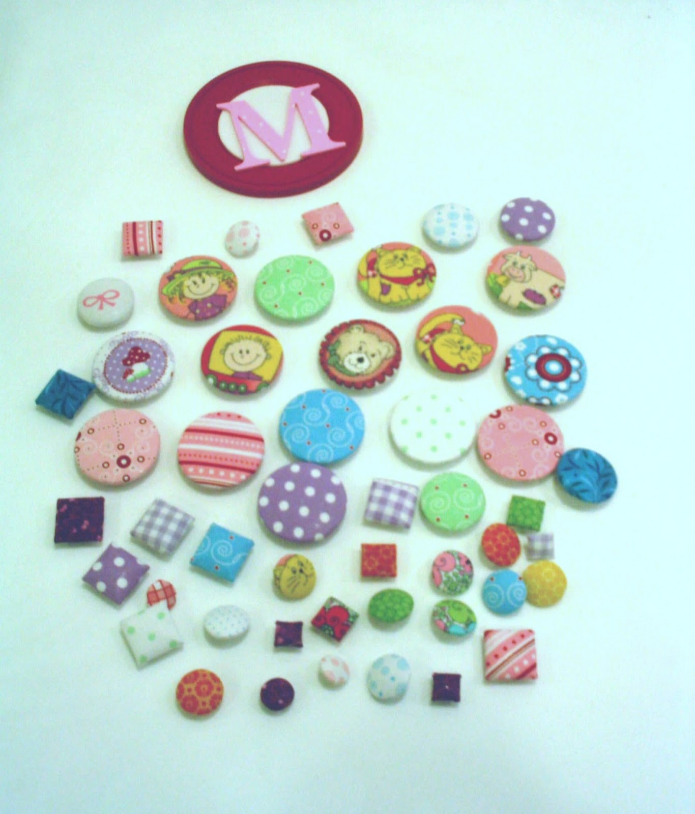 Loja da Majó: Botões, botões e mais botões