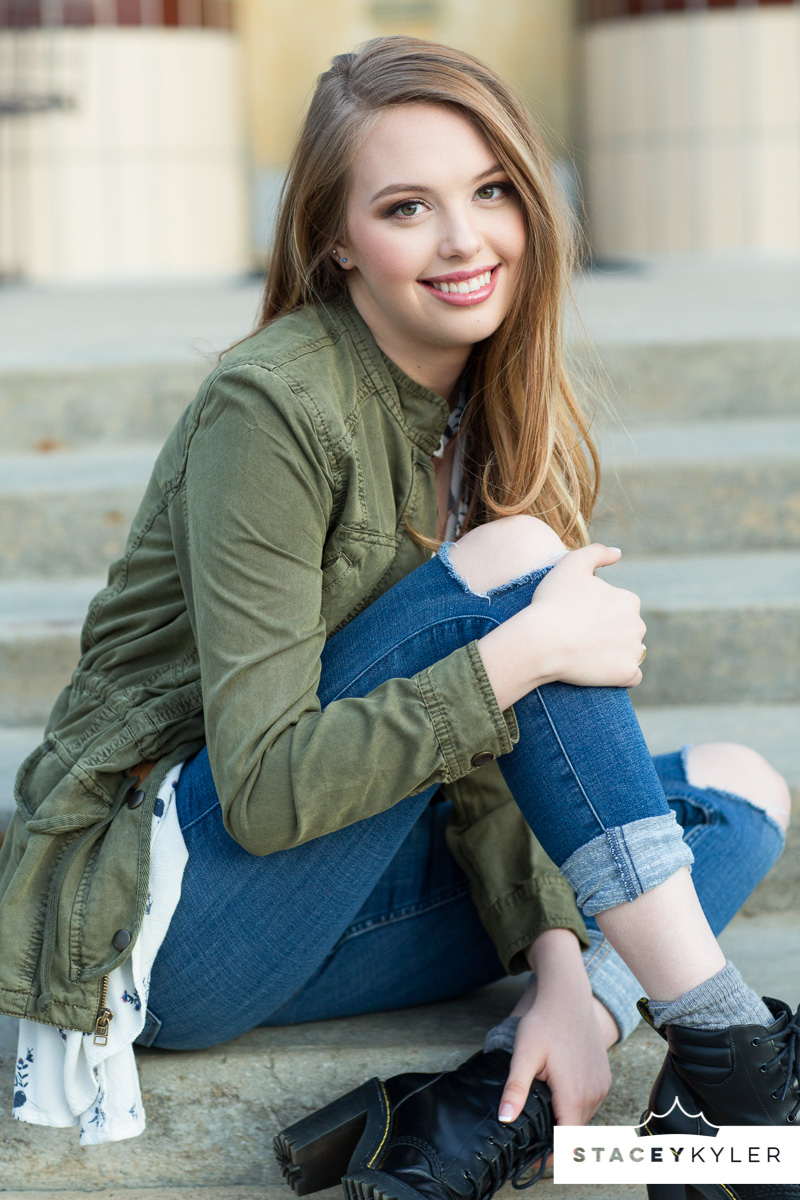 Stacey Kyler Seniors: DENVER SENIOR PHOTOGRAPHER: Mackenzie Looney, September School, Class of 2017