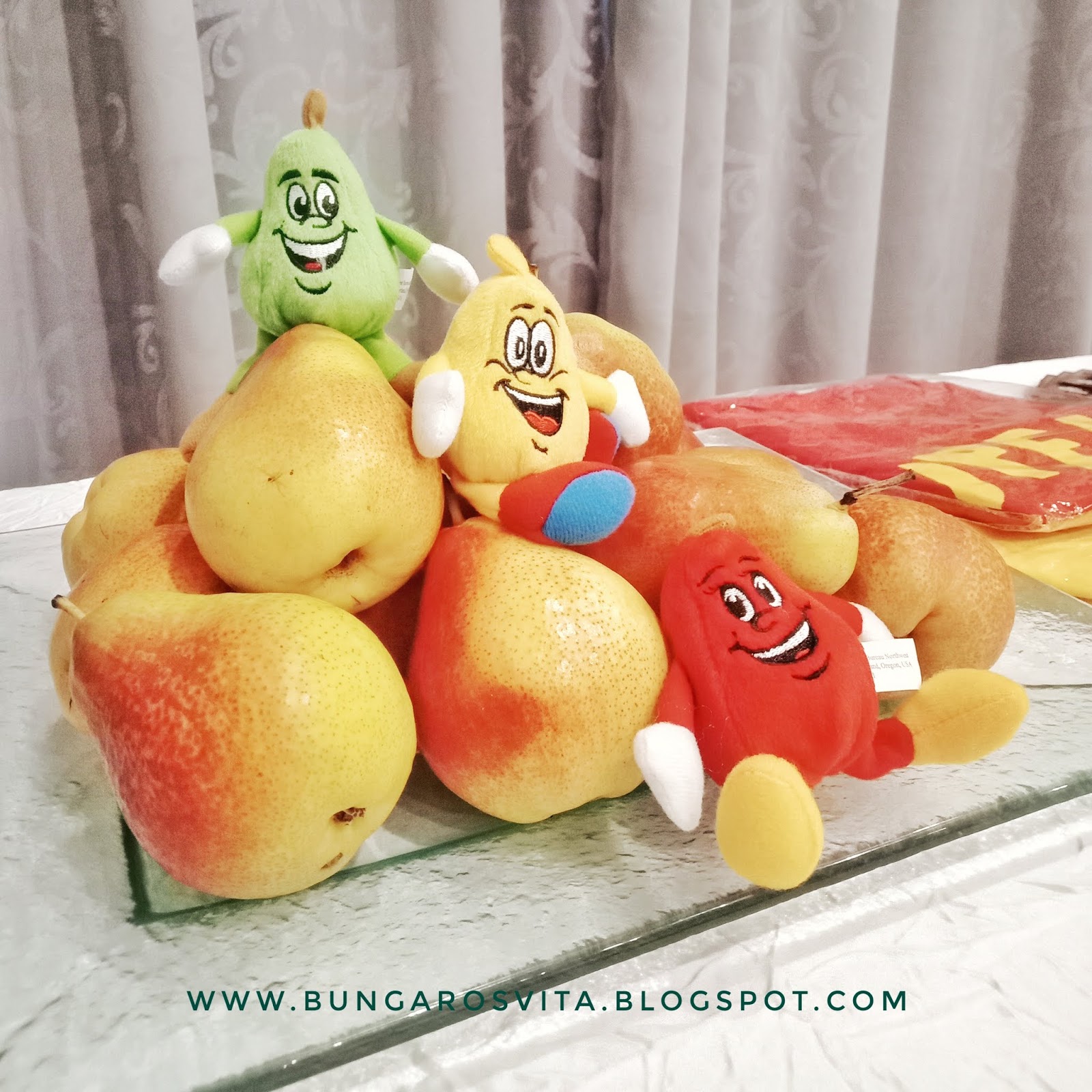 5 MANFAAT BUAH PIR YANG PERLU MOMS TAHU