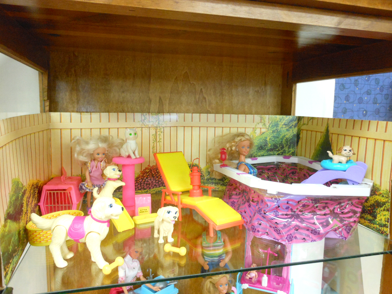 Hobbies on Display: May 2016 - Delaney's Barbie Display