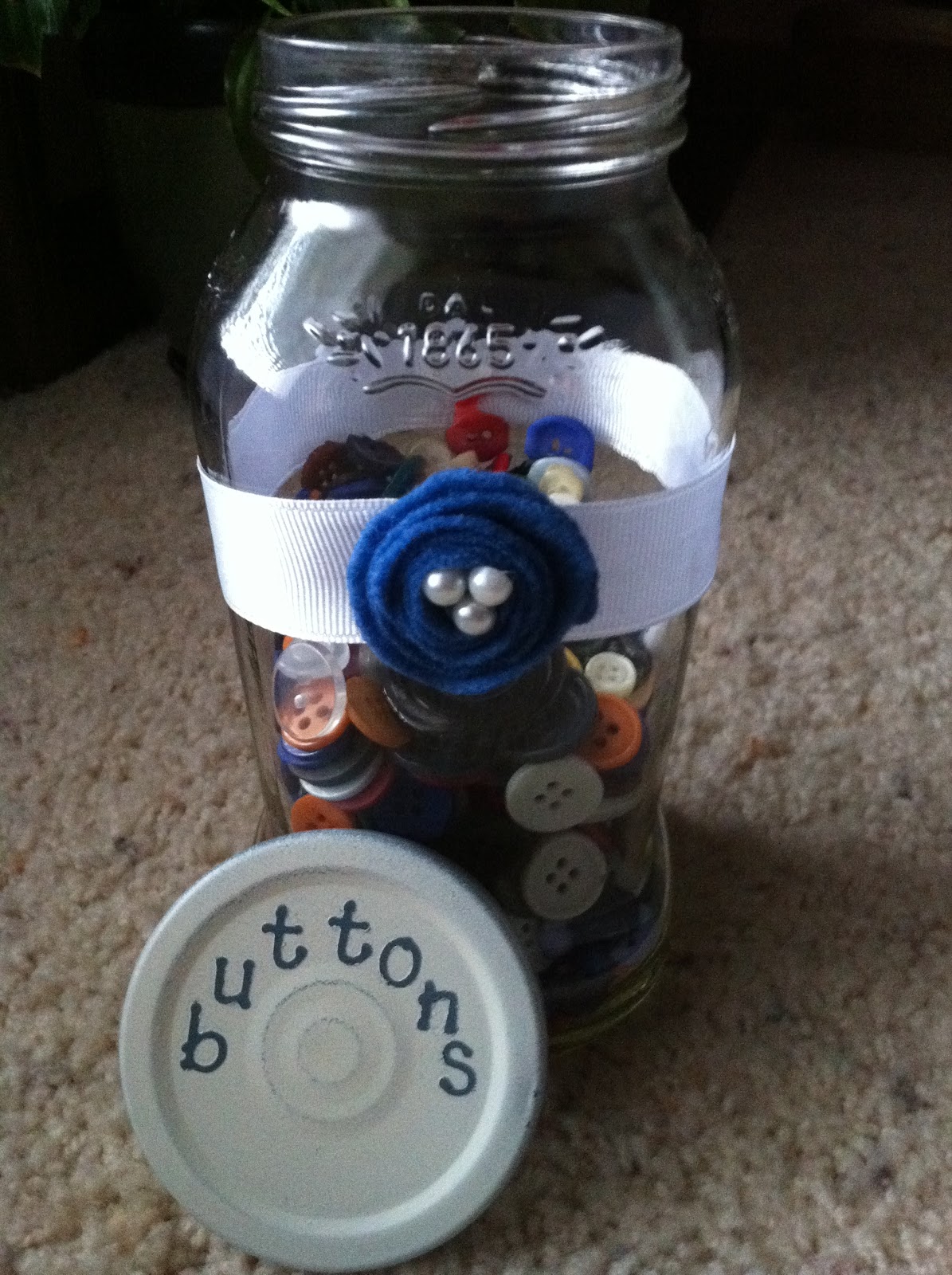 Craft with Nani: Button Jar