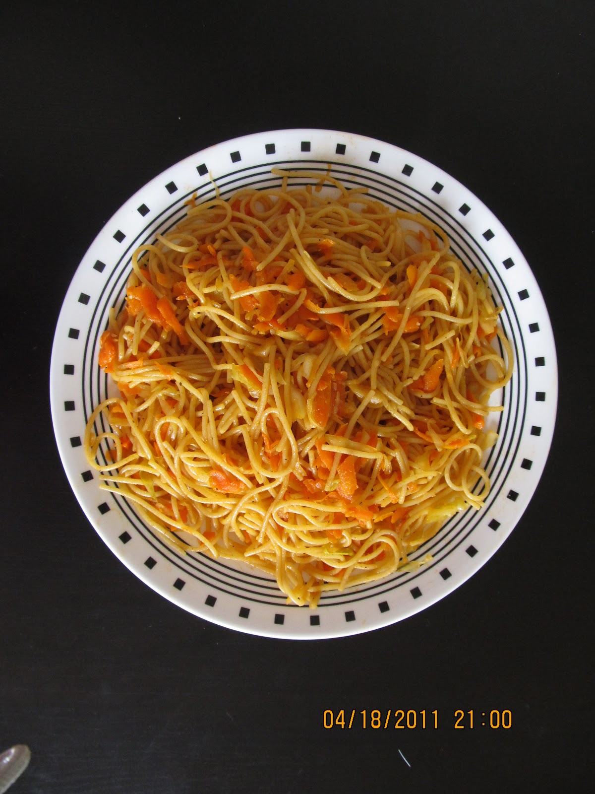 Erivum Puliyum: VEG NOODLES / VEG SPAGHETTI