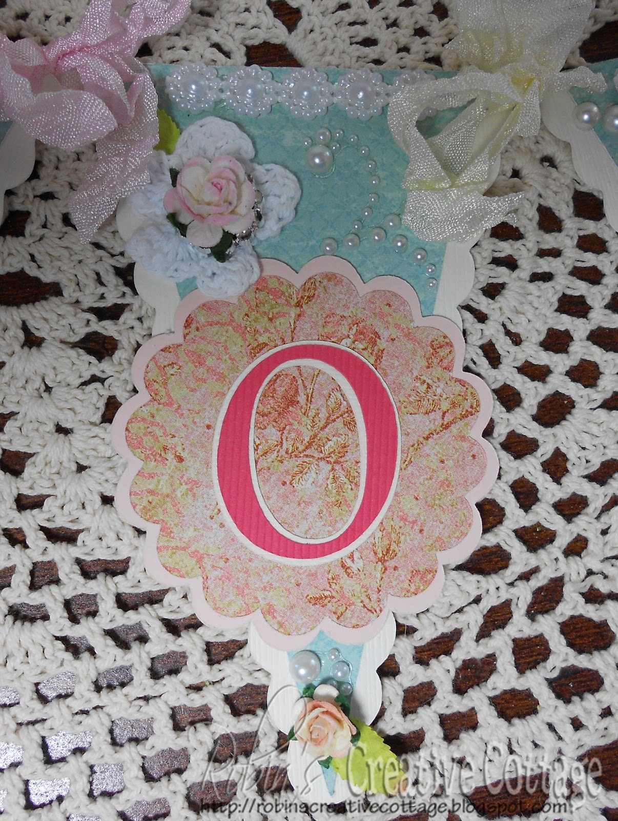 Robin's Creative Cottage: FCCB DT handmade gift swap Banner