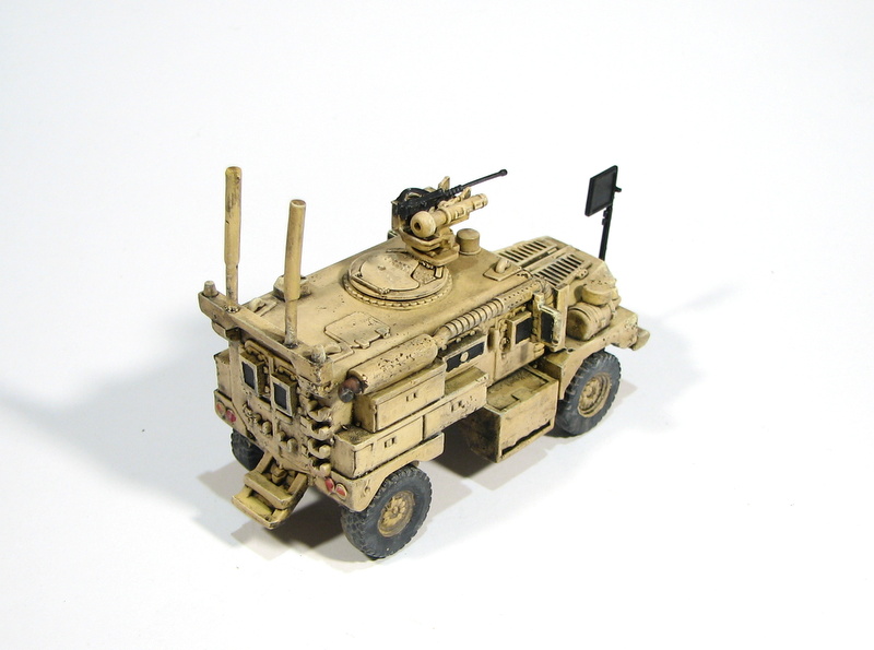 Gulumik Military Models: MRAP CUGUAR 4x4 with CROWS II 1/72