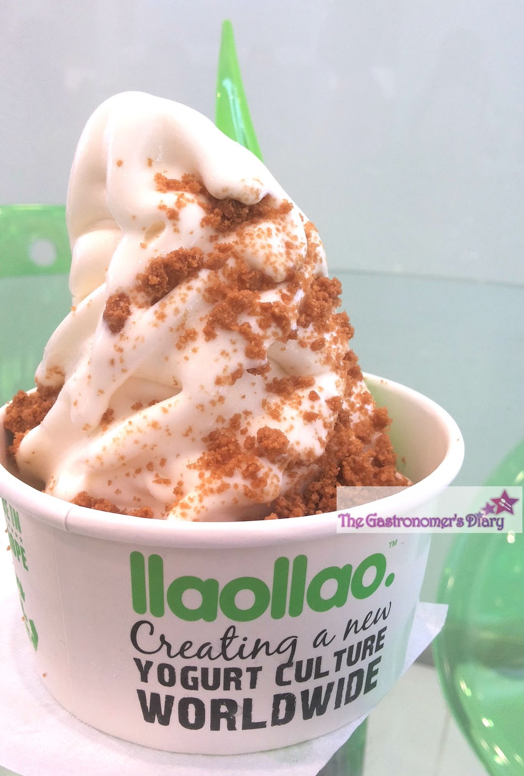 The Gastronomer's Diary: Llao llao: Newest Froyo in Town