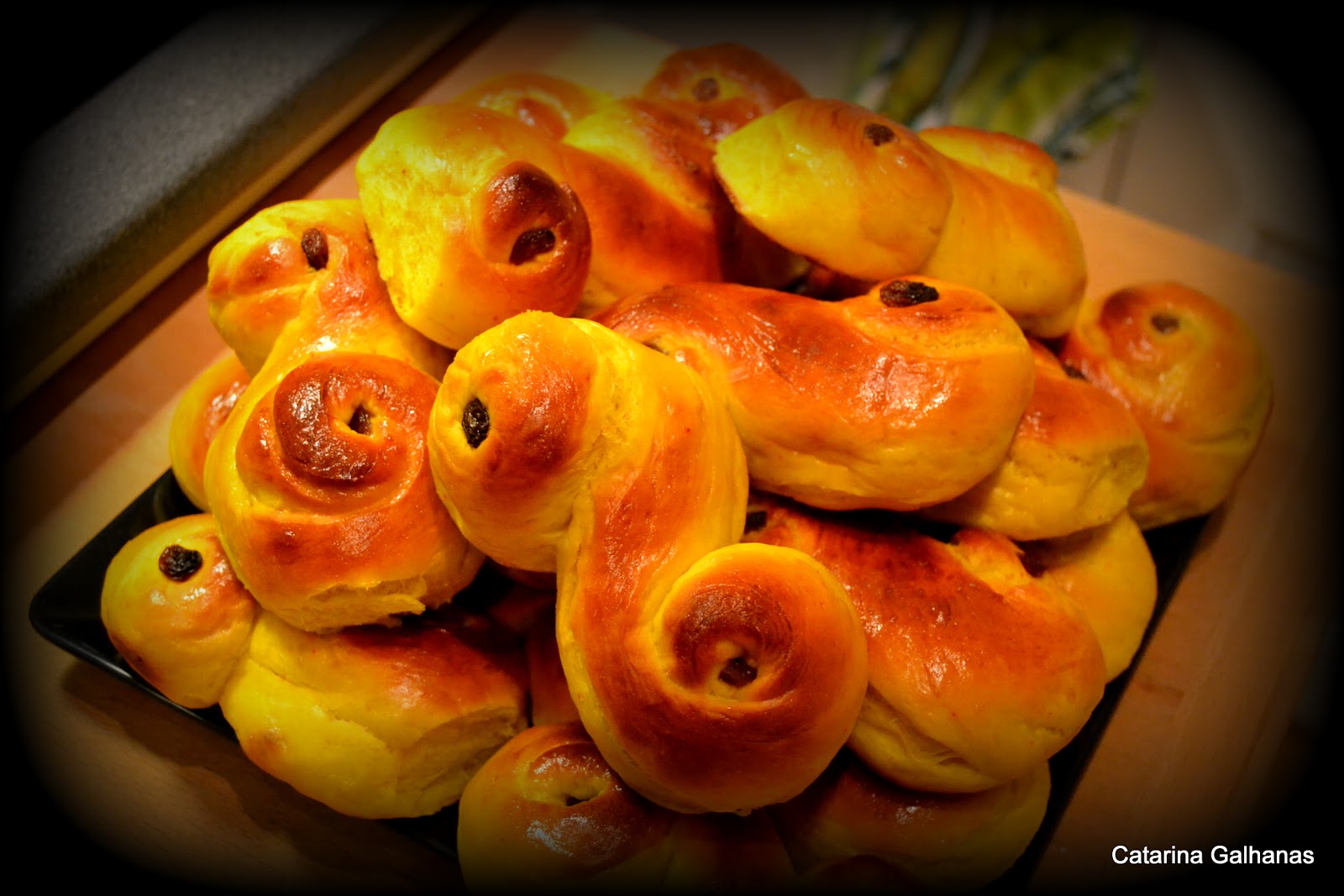 What´s cooking: LUSSEBULLAR - SWEDISH SAFFRON BUNS