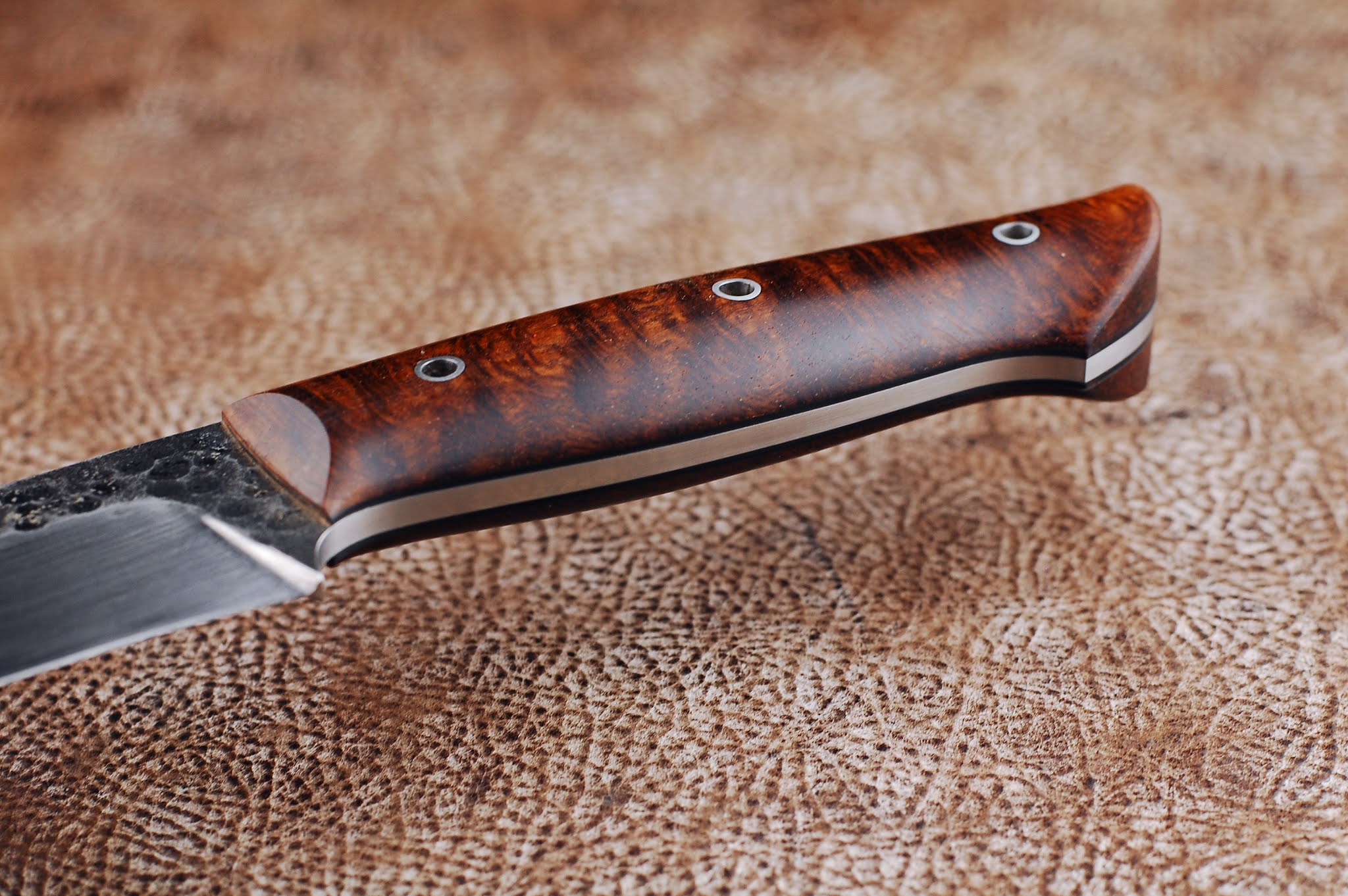 Elmax Hunting Knife