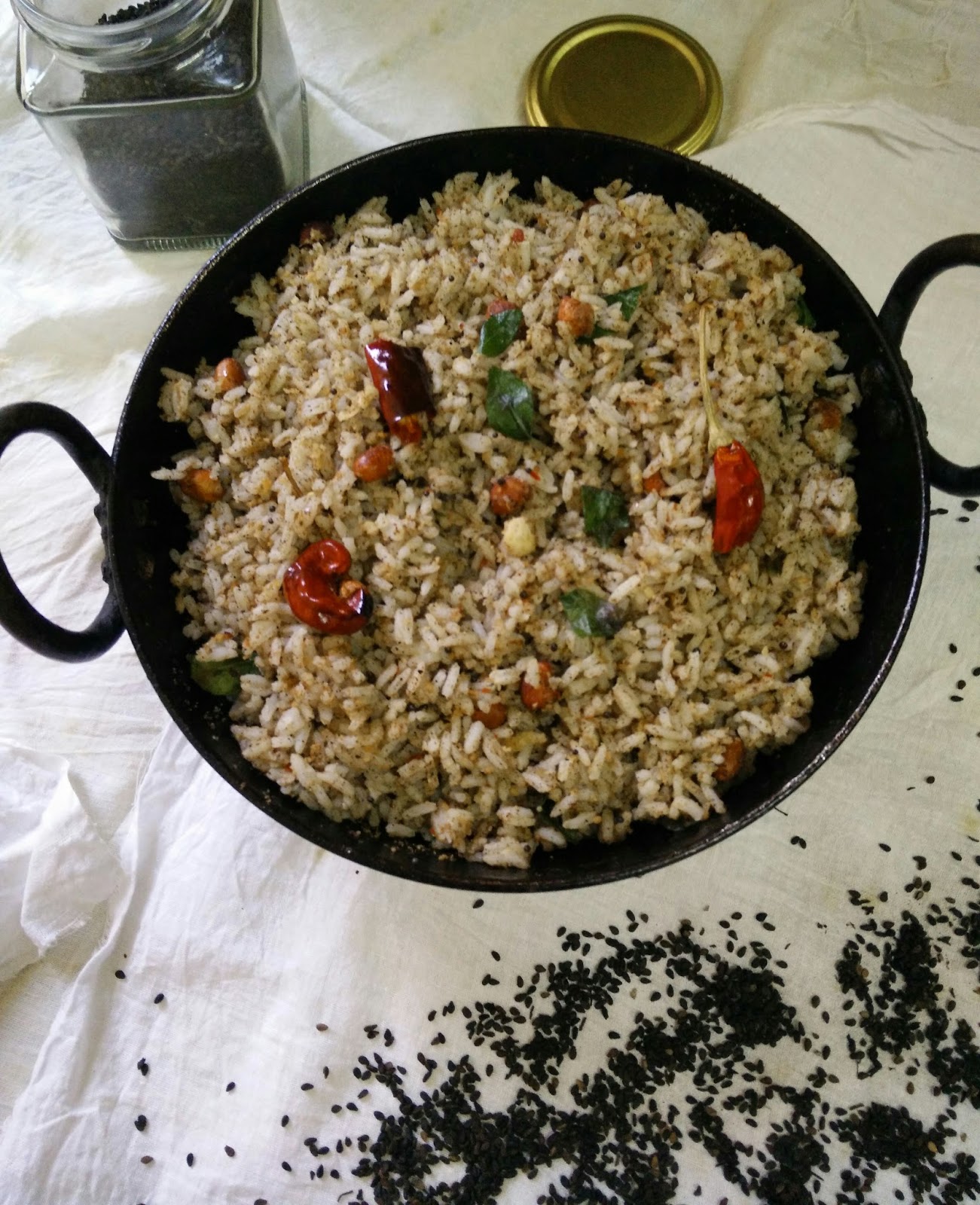 Welcome to Prameela's Kitchen: Sesame Seed Rice/ Ellogare/ Ellu sadam
