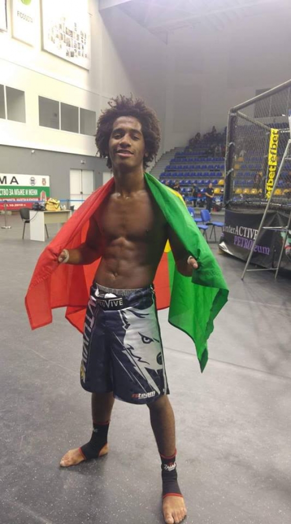Leandro Gomes campeão europeu de MMA