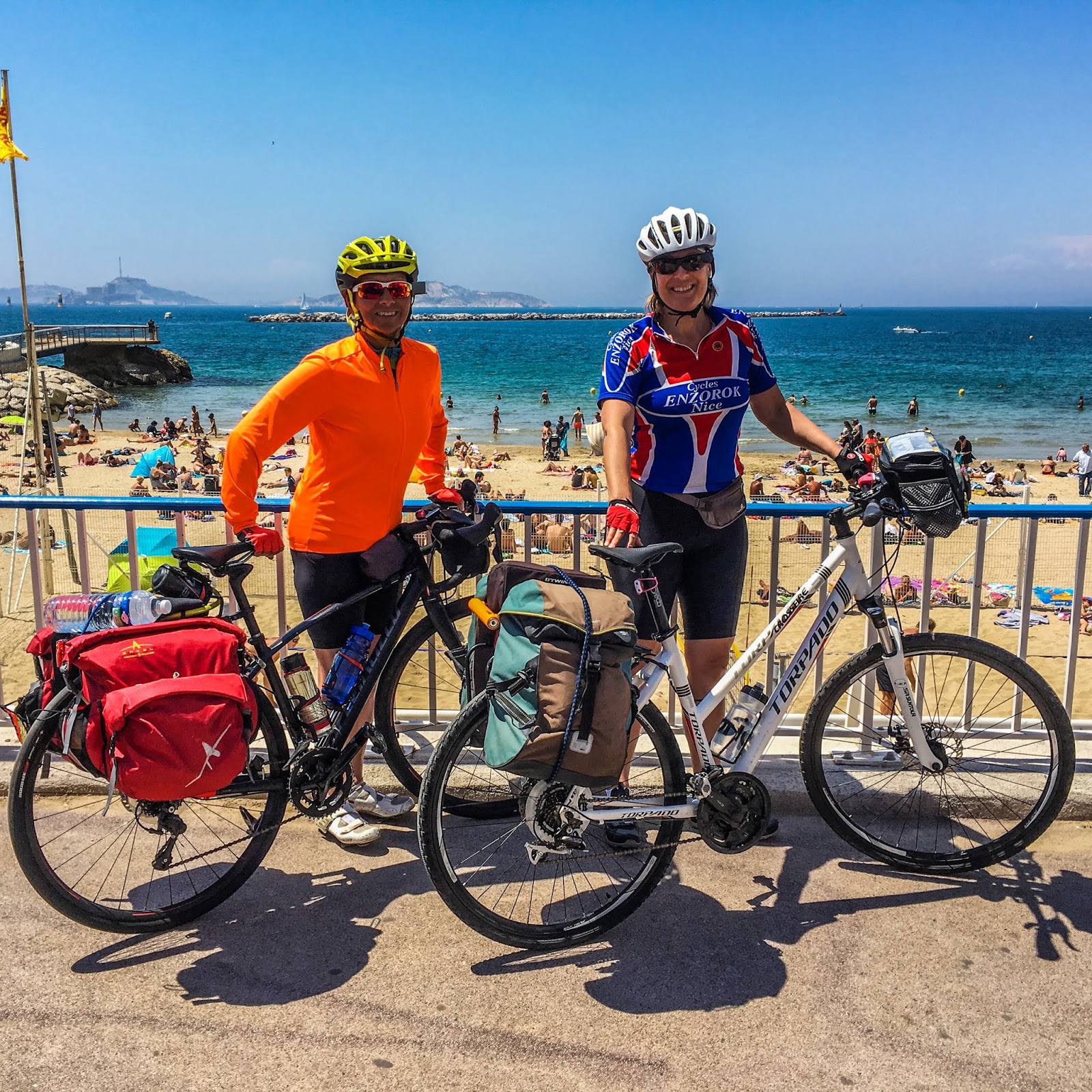 carbon road bike rental in marseille france