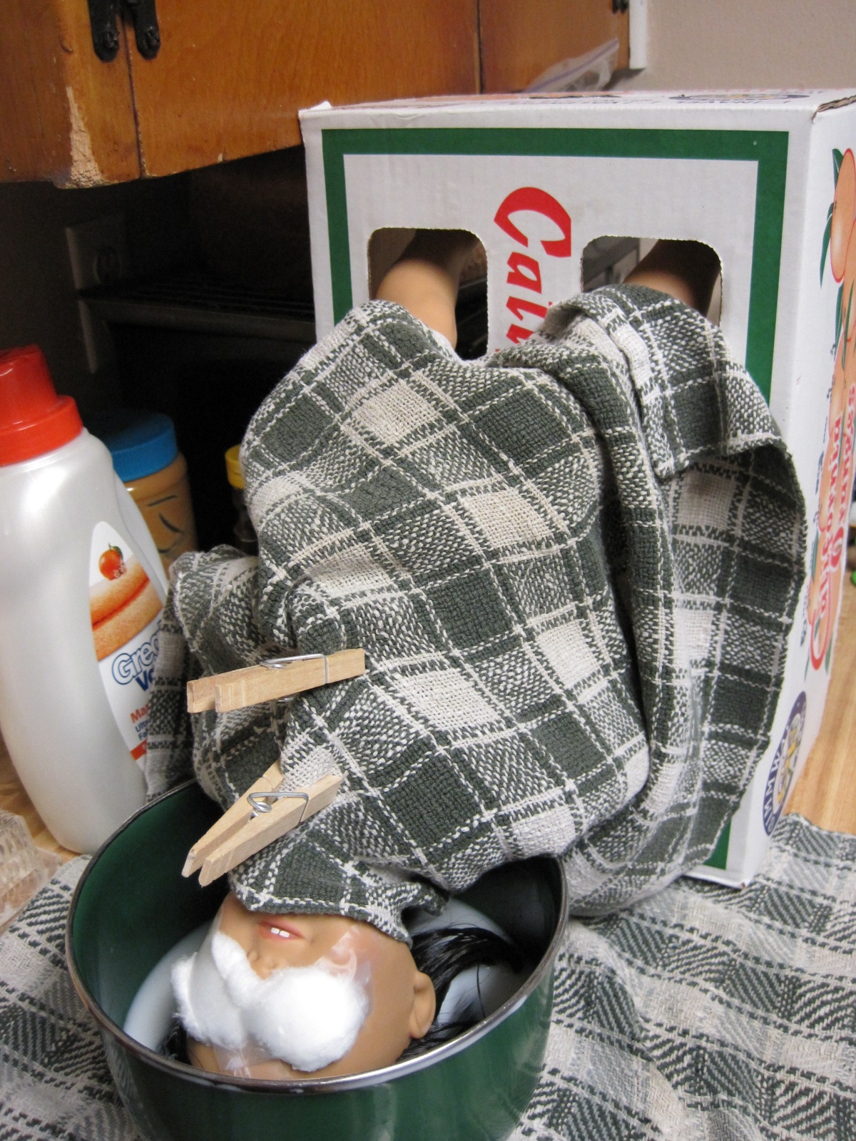 Never Grow Up: A Mom's Guide to Dolls and More: Downy Dunk Party! :)