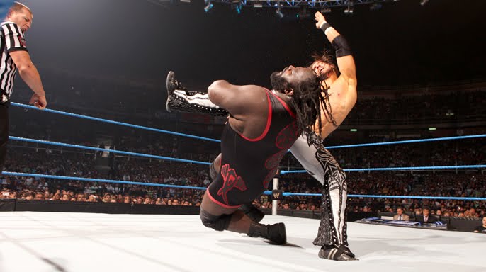 WWE In live!!!!: JOHN MORRISON vs MARK HENRY