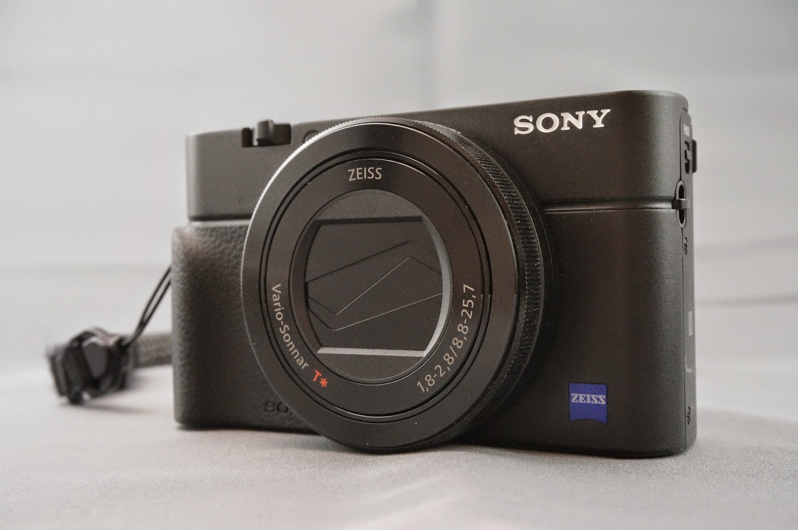 のりさんの 物欲ブログ: 忙しい旅先でも妥協なし！ 旅カメラ 「SONY DSC-RX100M3」をゲット！