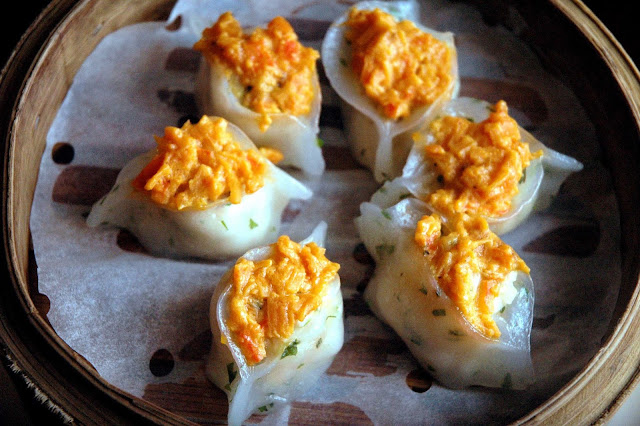 DUDE FOR FOOD: Come Hungry For The All-You-Can-Eat Dim Sum At New World ...