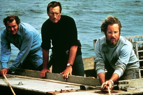 Film Guru Lad - Film Reviews: Jaws Review