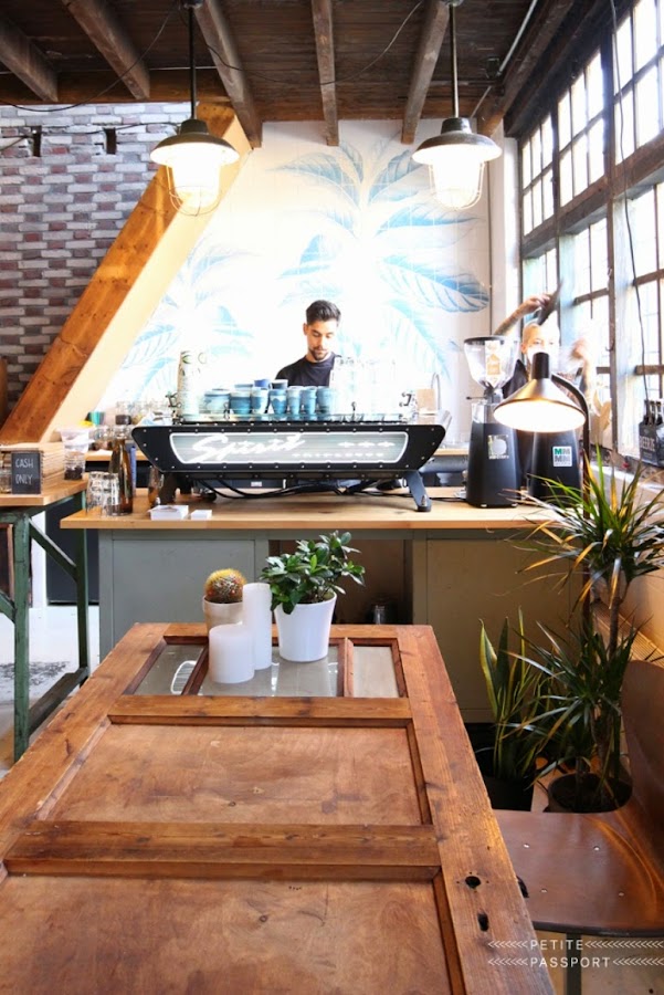 [Negocios bonitos] Una cafetería sencilla y desenfadada | Decoración