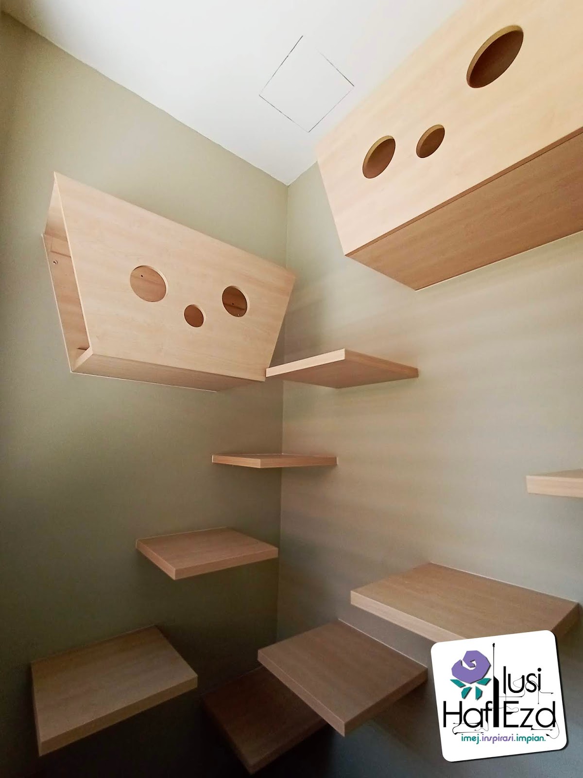 airaniEz's Life: Bilik Kucing / Cat's Room