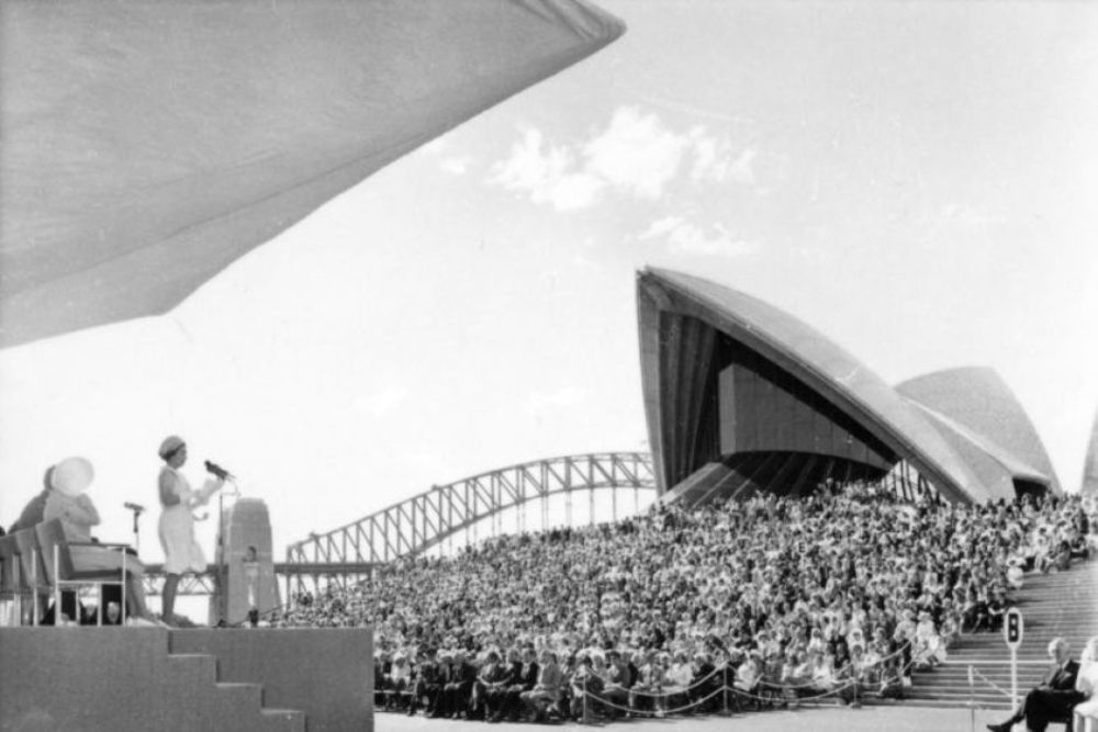 October 20, 1973: The Sydney Opera House Was Officially Opened by Queen ...
