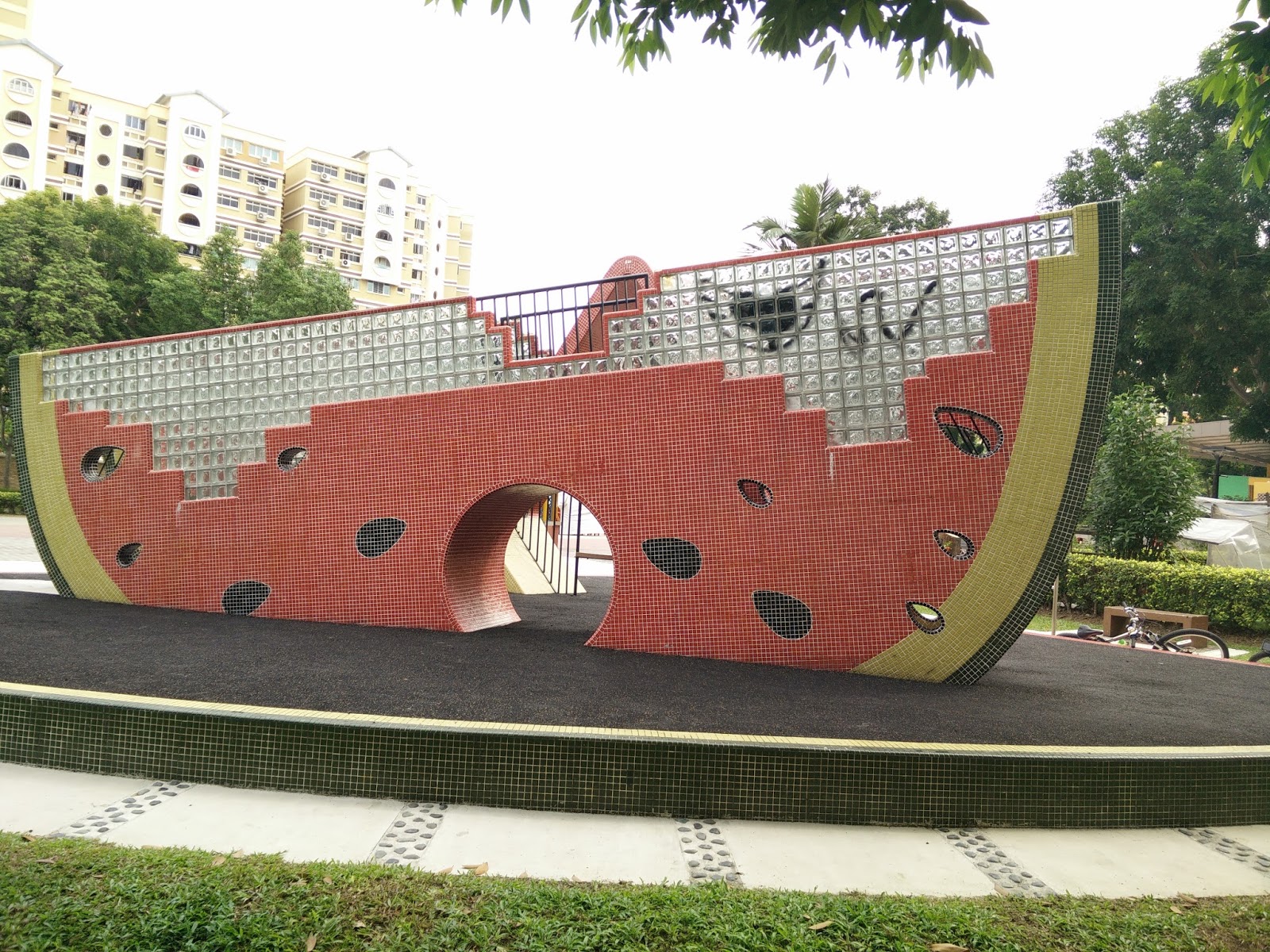 Dragonfly Bento Box: Watermelon playground at Tampines Central Park