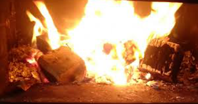 NewsdzeZimbabwe: CANDLE TORCHES BYO HOUSE