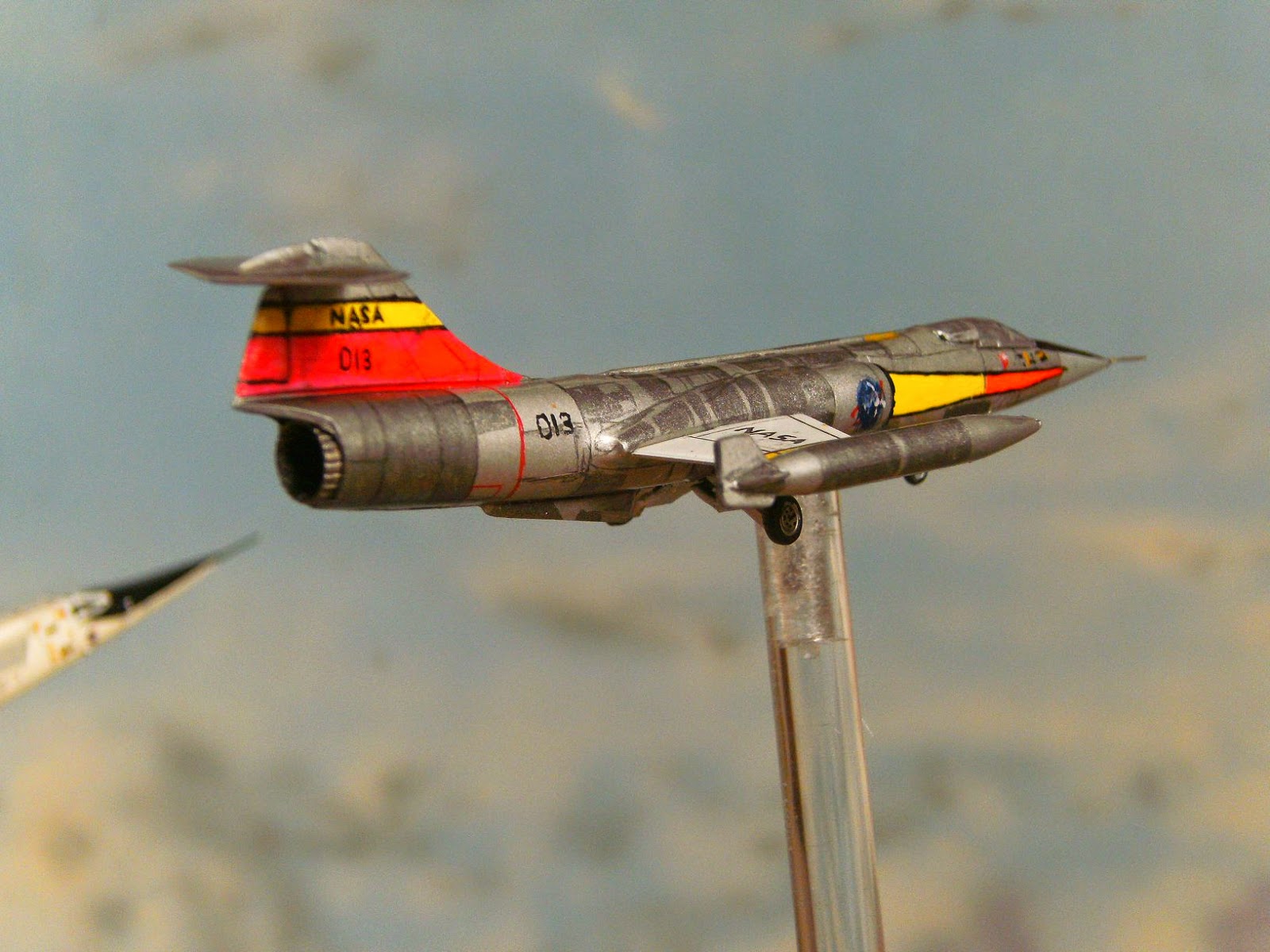 Happyscale-Modellbau: North American XB-70 Valkyrie & Lockheed F-104N ...