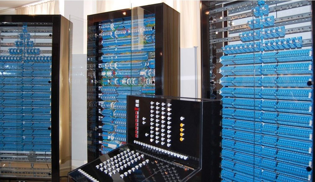 Retromobe - retro mobile phones and other gadgets: Zuse Z3 Computer (1941)