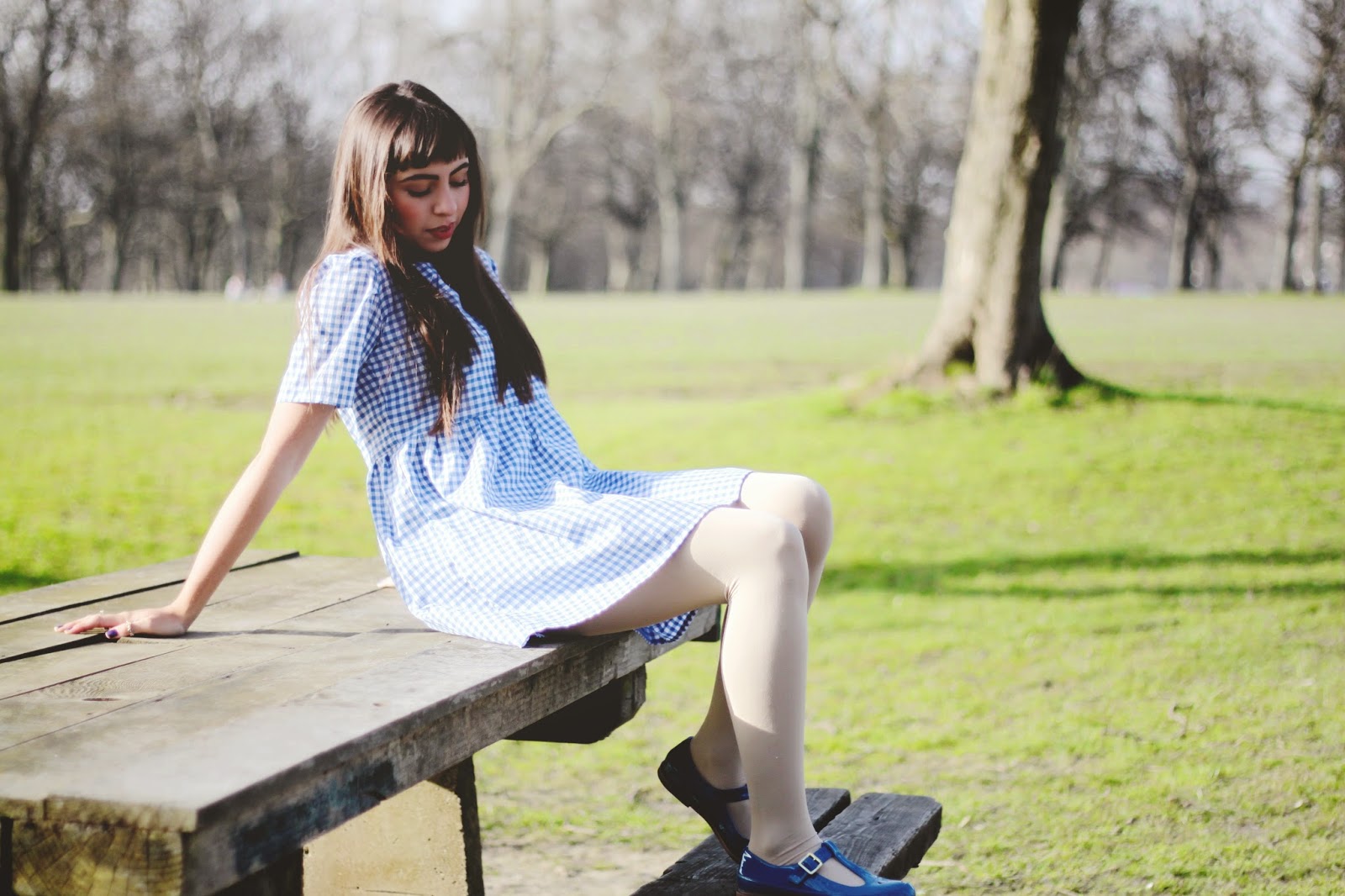 Vintage Style Me Lookbook - Part I - show me photographs