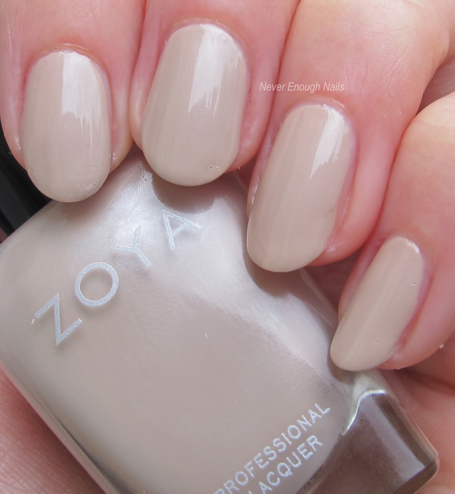 Never Enough Nails: Zoya Sophisticates Fall 2017 Swatches, Part 1!