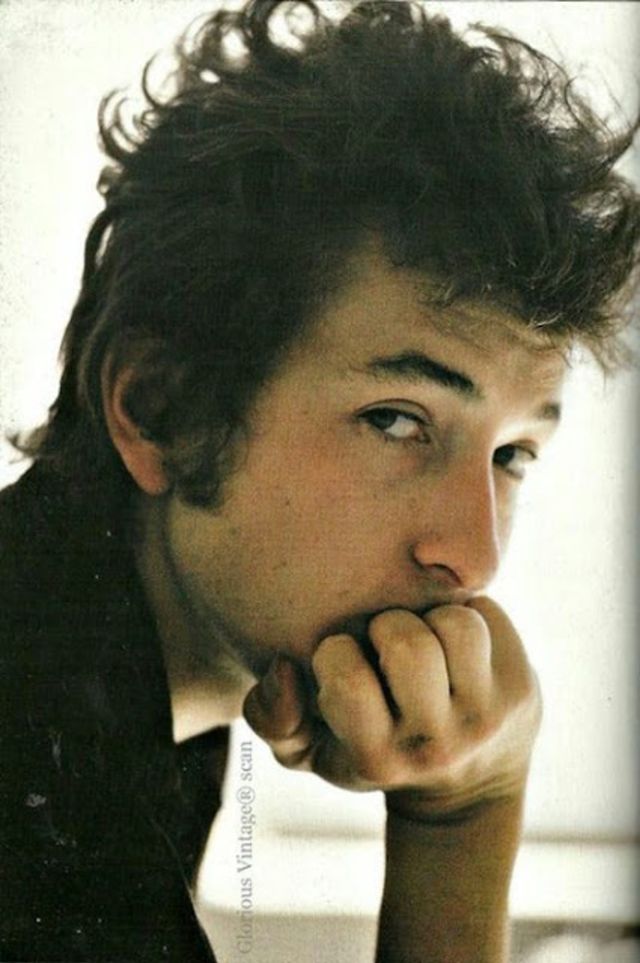 47 Interesting Color Photos of a Young Bob Dylan in the 1960s ~ Vintage ...