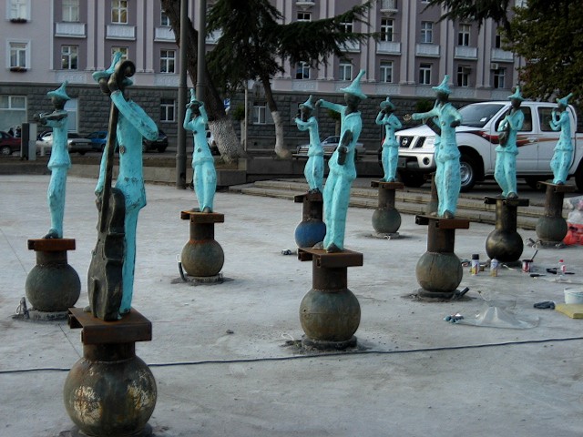 Living Rootless: Rustavi: Beauty