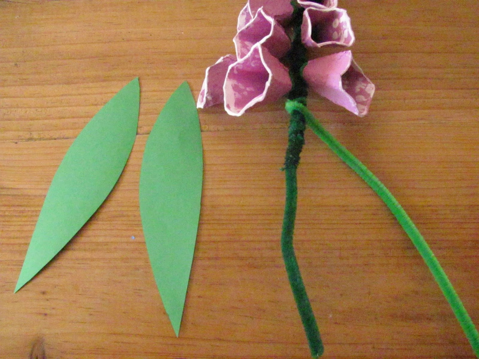 Jumble Tree: Egg carton foxgloves