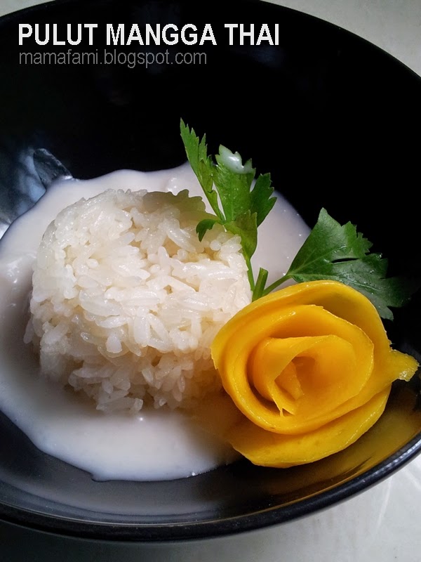 MamaFaMi's Spice n Splendour: Khao Niaw Ma Muang