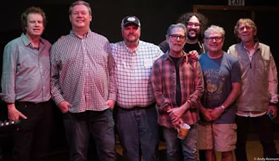 Richard Bennett fansite: Pictures