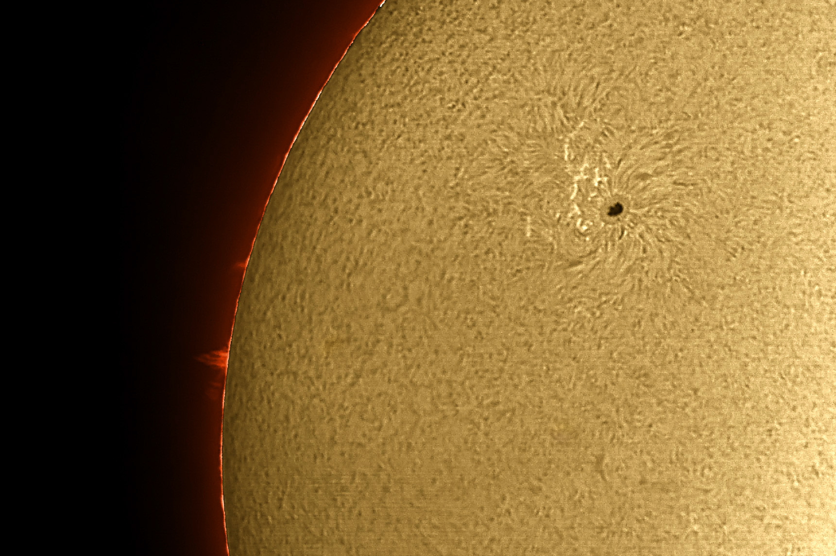 Fotos dels astres: El Sol es desvetlla de mica en mica.