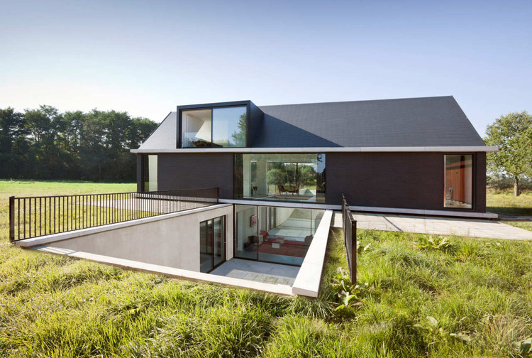 OAD Internacional: Las Modernas Casas Con Parqueo Subterráneo - 19 Diseños