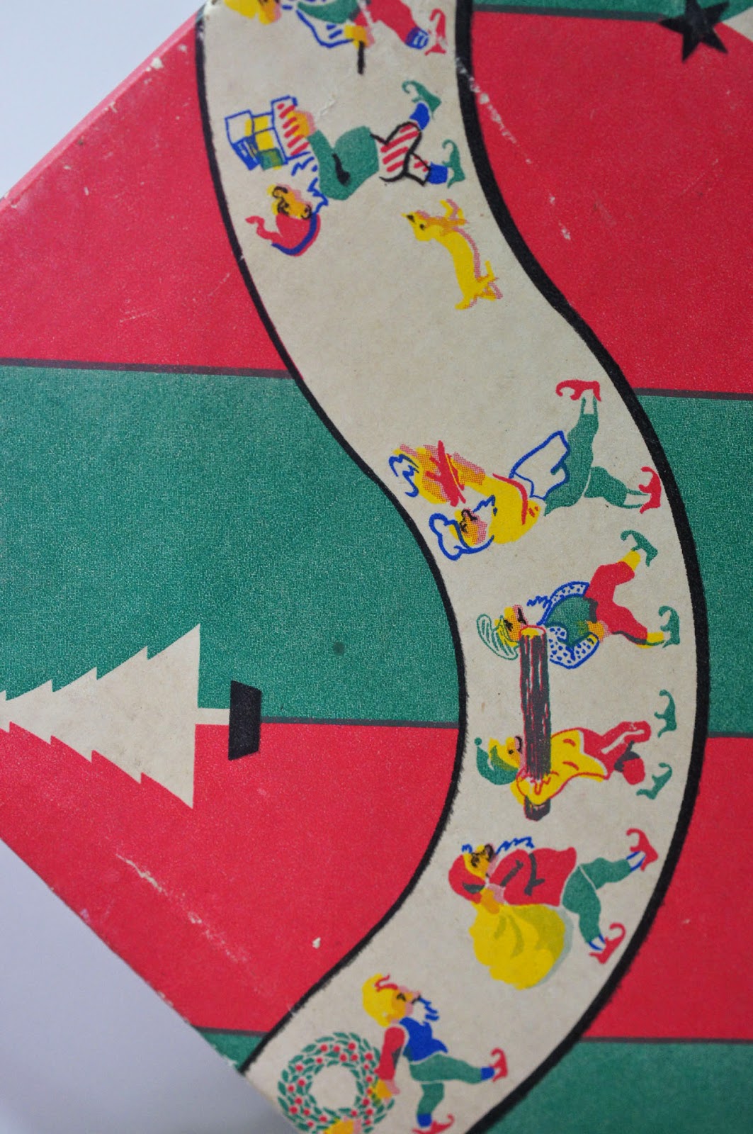 kluless: Some Creepy Junk and Some Pretty Buttons