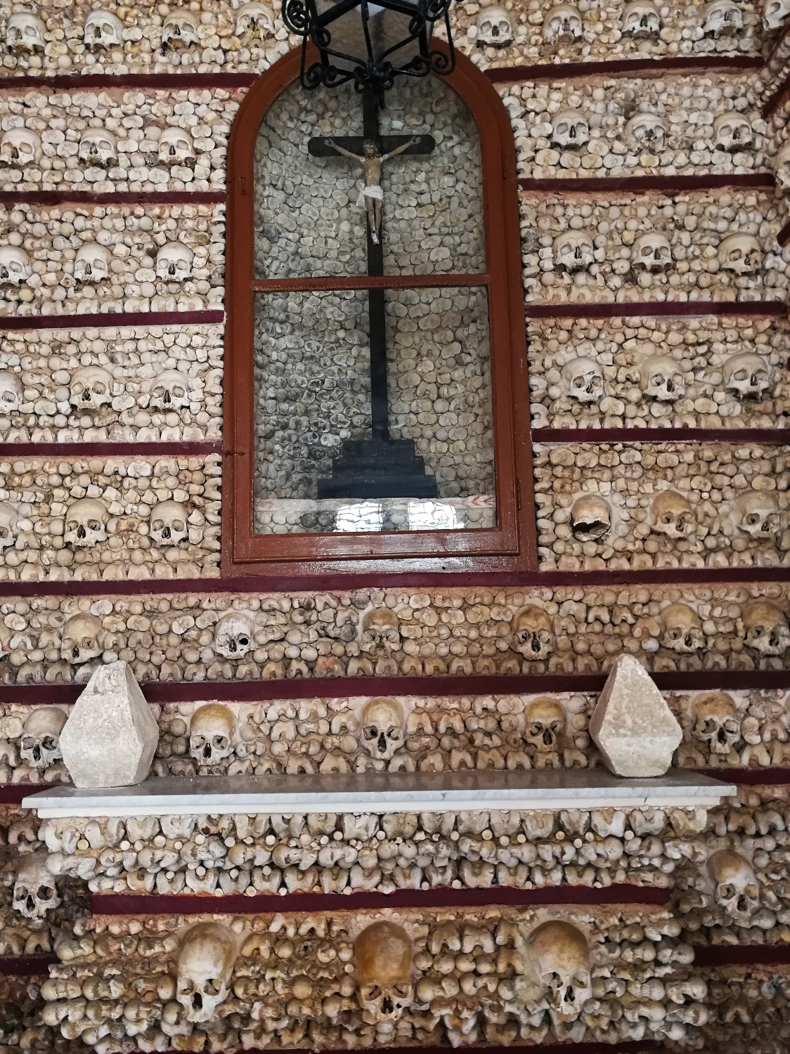 Footsteps - Jotaro's Travels: Sites : Capela de Ossos (Chapel of Bones ...
