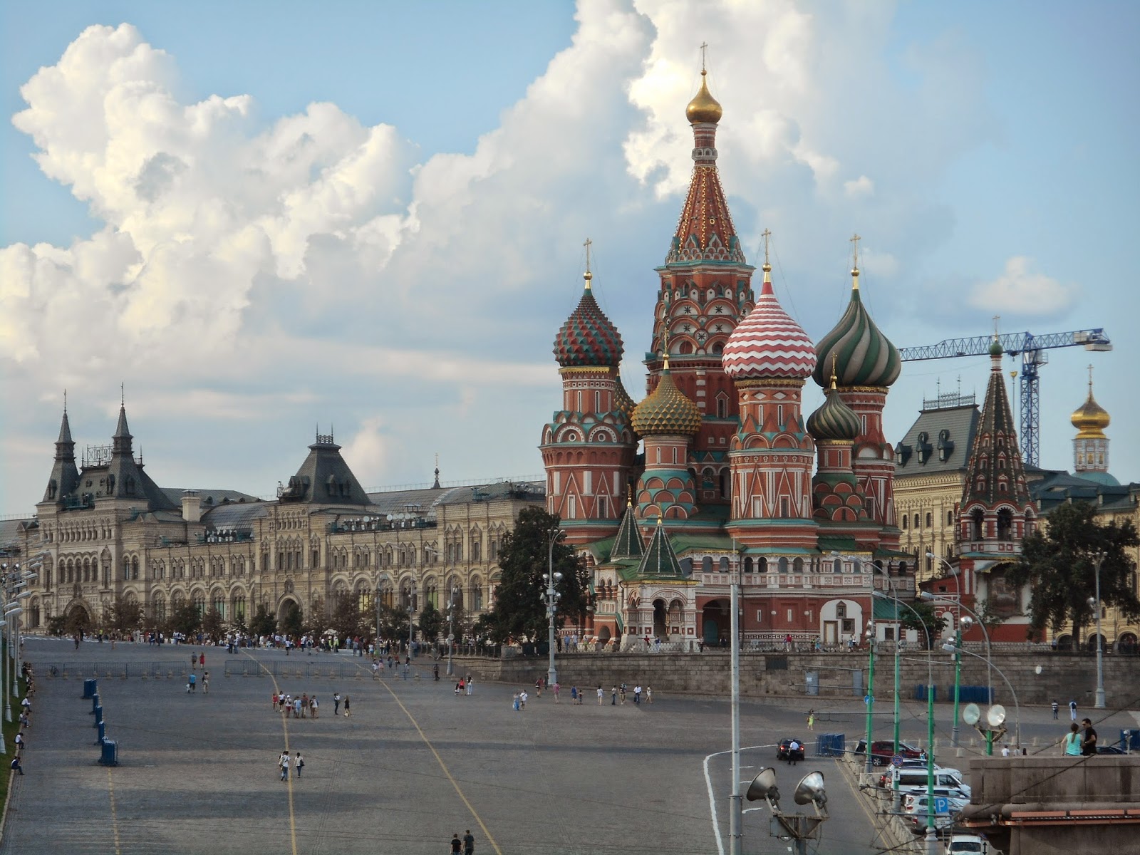 les 4 pichons voyageurs: Entrée en Russie - Moscou